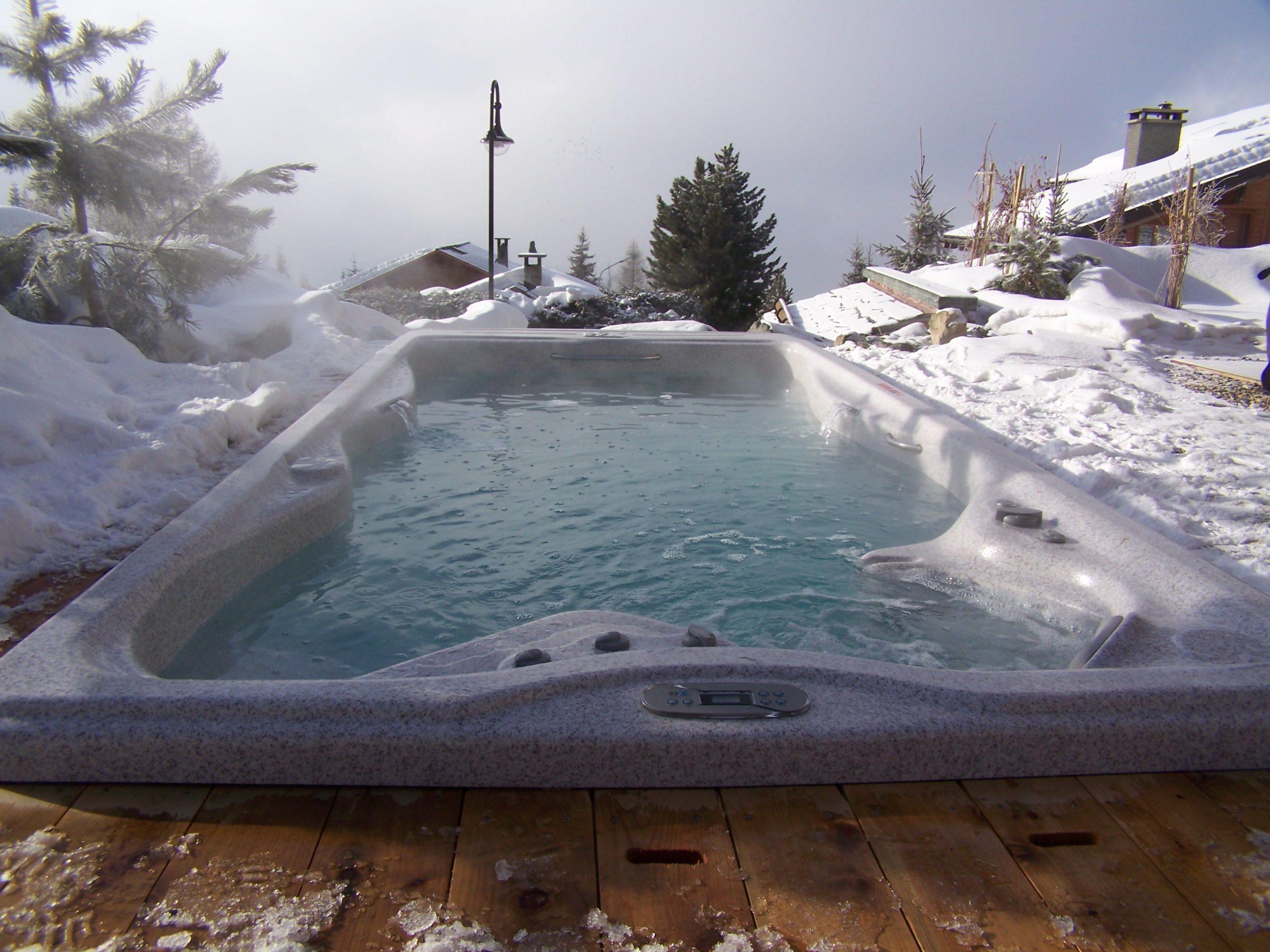 Nos réalisations - ProfilPiscines - Piscine et Jacuzzi sur mesure de ...